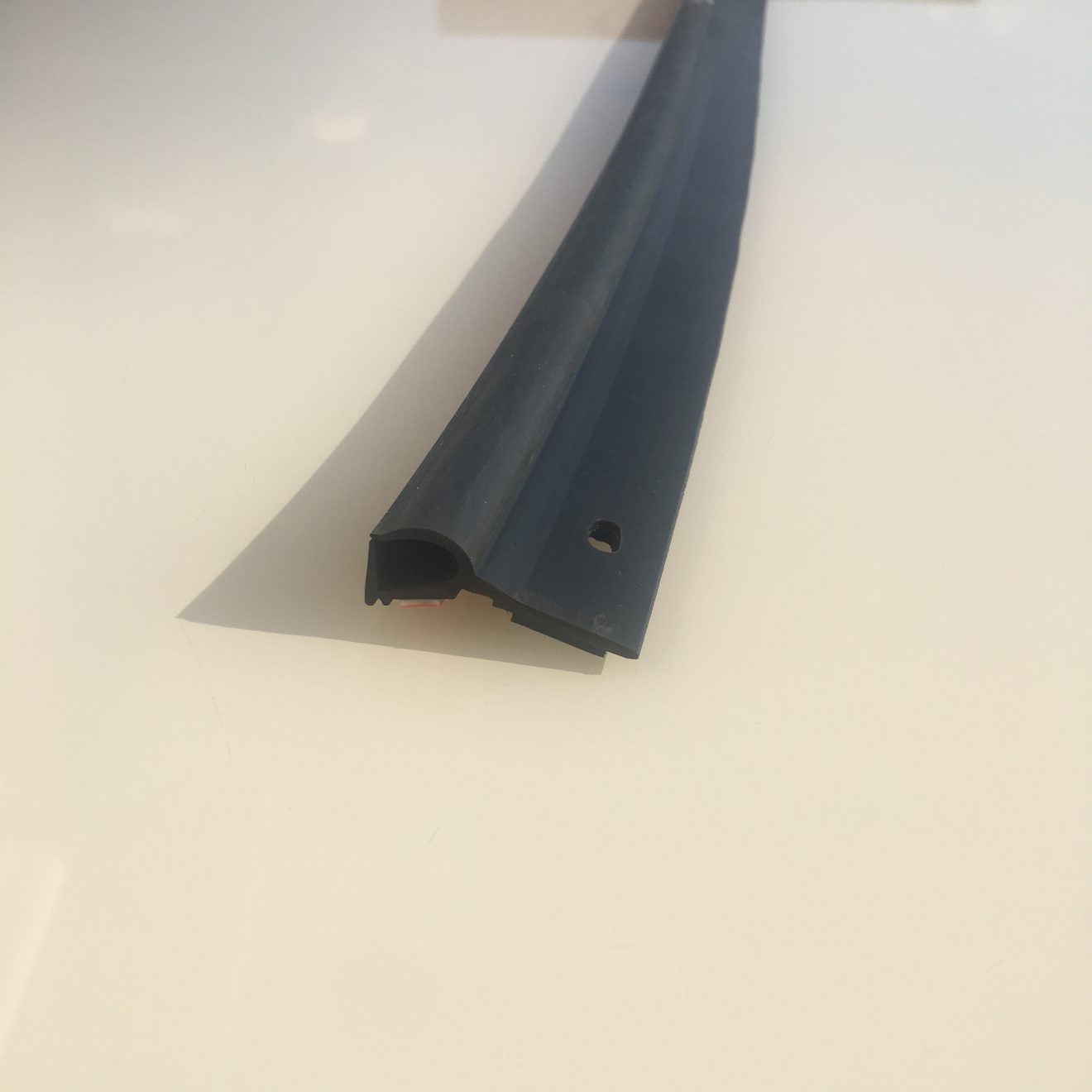 Joint de porte sur caisse gauche 902102 Original Peugeot - Club GtiPowers